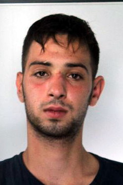 Catania, rapinano tabacchi: arrestati in 2. Ricercato terzo complice