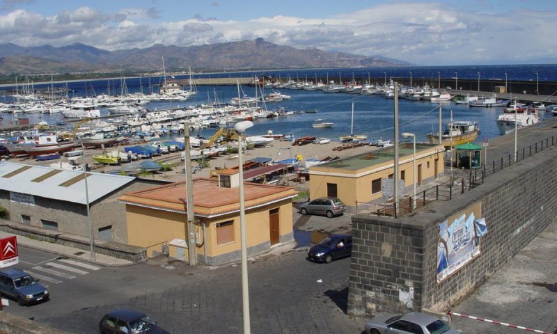 Riposto, riapre il molo Costanzo. Ordinanza della Capitaneria di porto