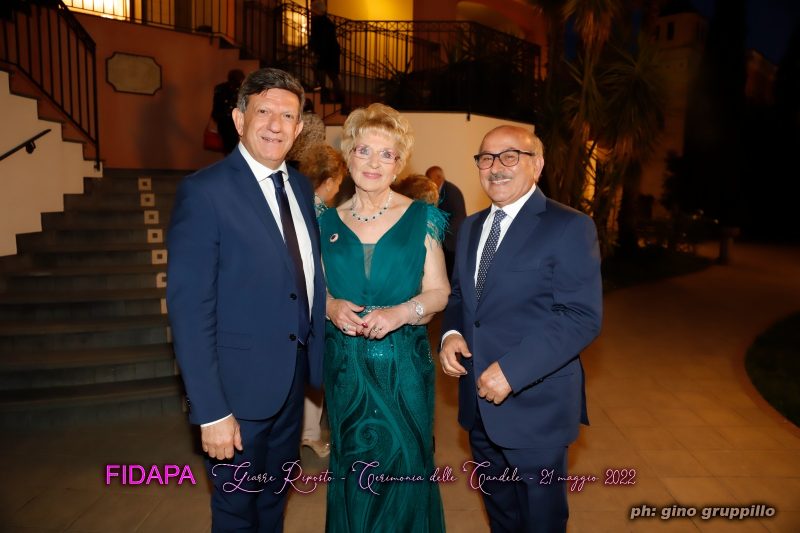 Fidapa Giarre Riposto Cerimonia delle Candele la presidente Anna Maria ...