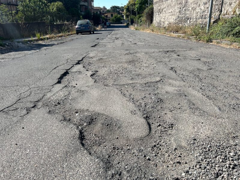 Giarre, programmata la bitumazione di una decina di strade. Impegnata ...