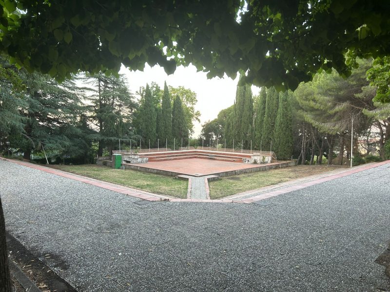 Giarre, ultimi ritocchi per il Parco Giardino di Macchia