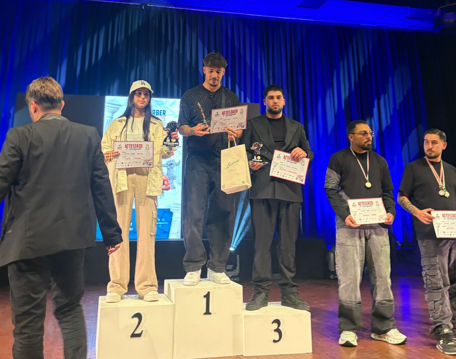 Marco Puglisi trionfa al Barber Match 2025, primo posto nazionale nella categoria Crop Fade