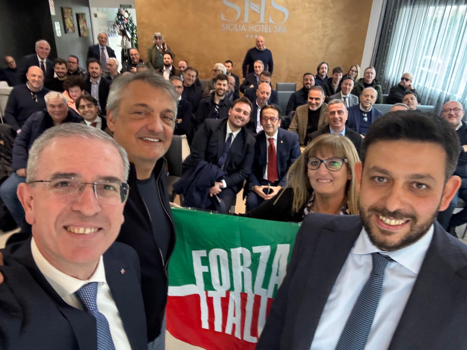 Giarre, celebrato il congresso di Forza Italia: Francesco Pio Leotta ...